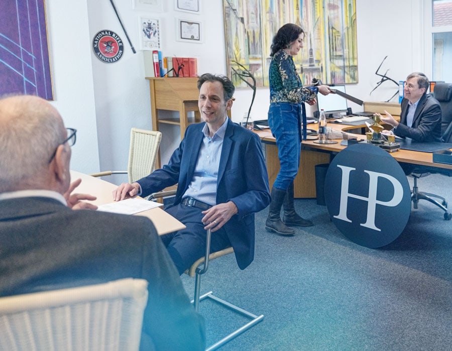 Home - Hacker und Partner